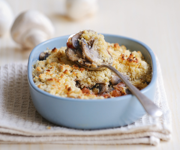 Easyr ecipe: Mushroom and parmesan crumble